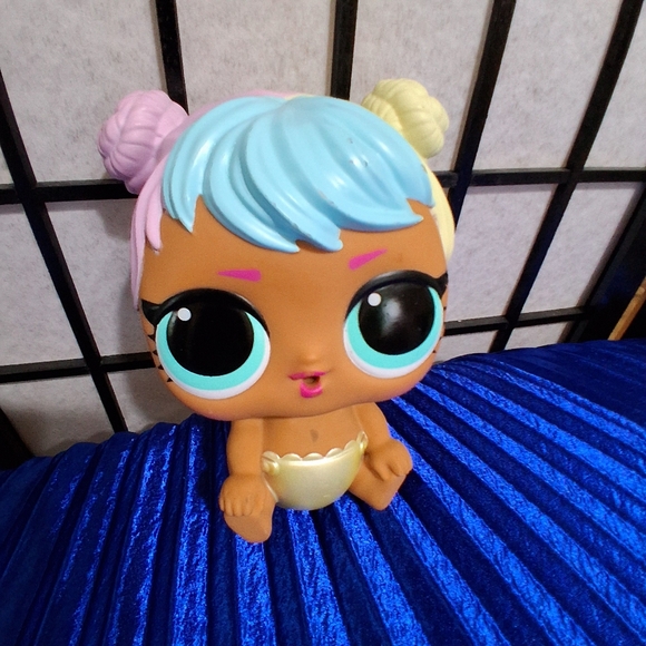 L.O.L. Surprise! | Toys | Lol Surprise Doll With Blue And Yellow Hair ...
